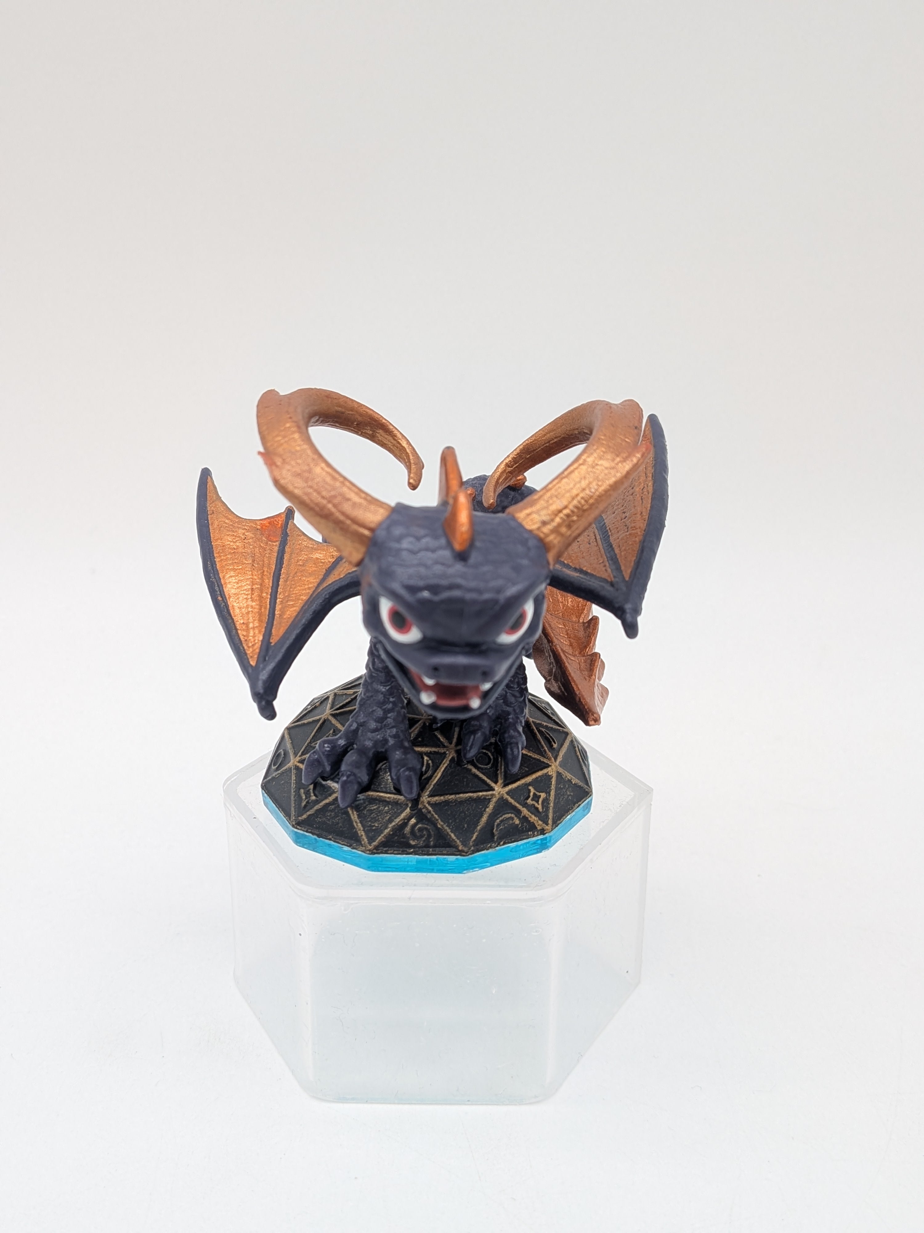 Activision 2013 Skylanders Swap Force Dark Mega Ram Spyro Figure ...